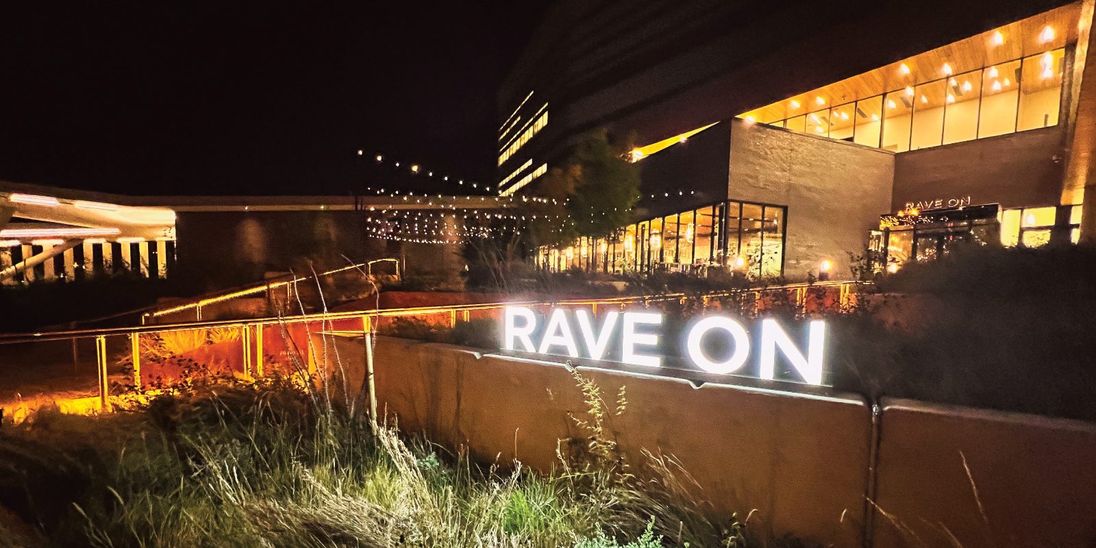 Home2 - Rave On Lubbock - An Upscale Casual Restaurant